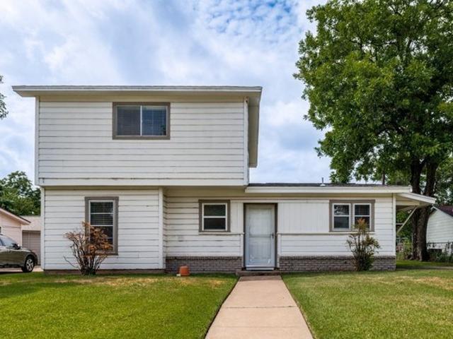 408 Bryan Dr, Arlington, TX 76011