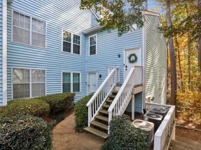 408 Glenleaf Dr, Peachtree Corners, GA 30092