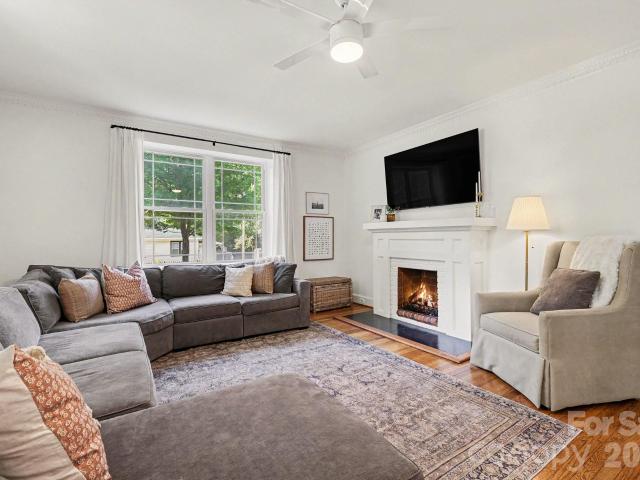 408 Griffith Road
