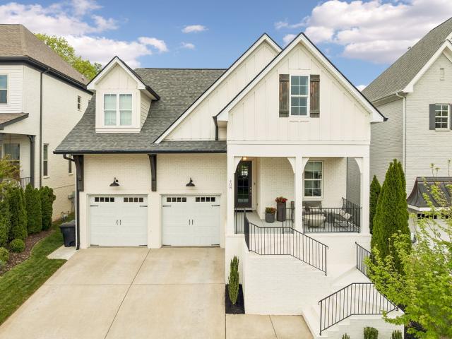 408 Dragonfly Ct, Franklin, TN 37064 | MLS #3176 | Compass