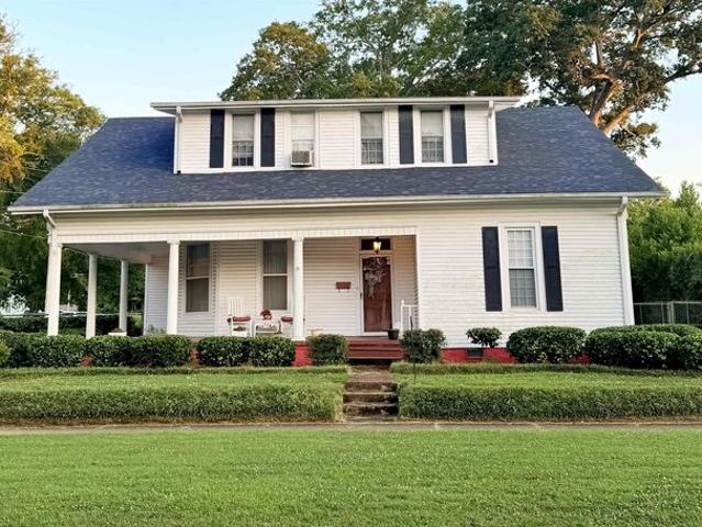 408 E 6th St, Tuscumbia, AL 35674