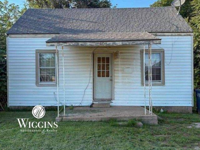408 E Walnut Ave, Enid, OK 73701