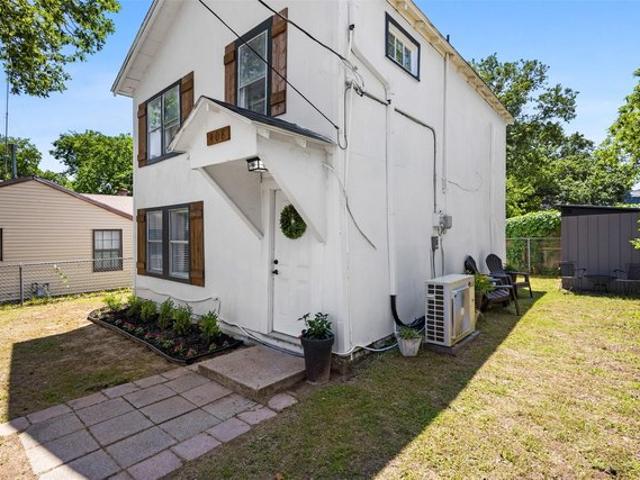 408 E Baylor St, Weatherford, TX 76086