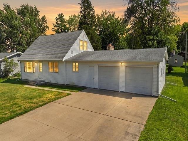 408 E Grant St, Marshfield, WI 54449