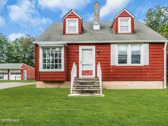 408 Ensign Ave, Beachwood, NJ 08722