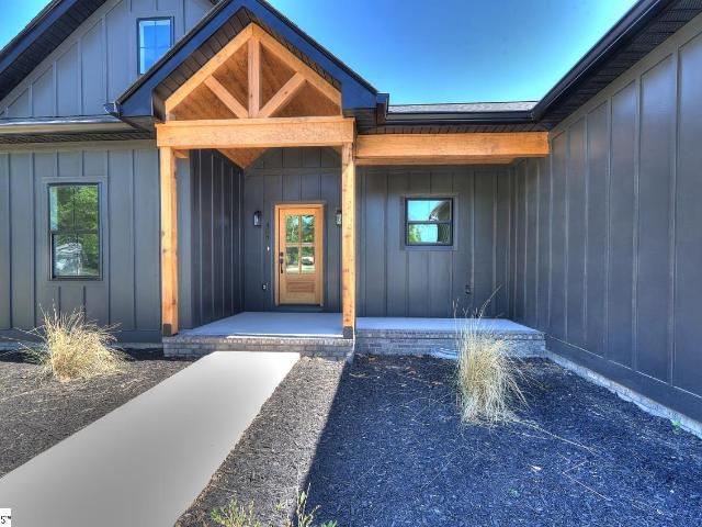 408 Edgewood Drive