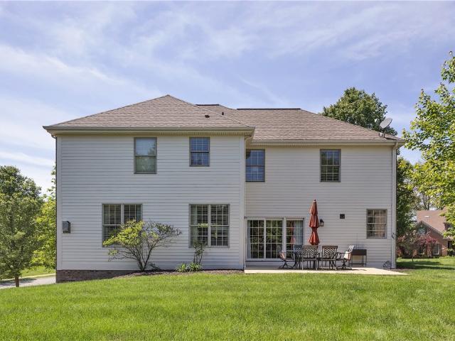 408 Honey Locust Dr
