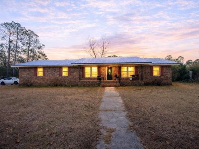 408 Janice Ave, Nashville, GA 31639