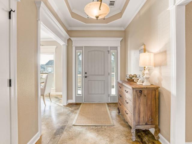 408 Oakwood Lane