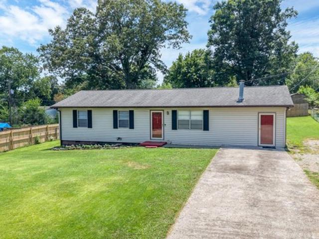 408 Ocoee Dr, Maryville, TN 37801