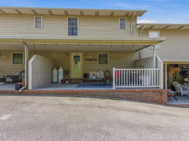 408 Lynn Road Apt B