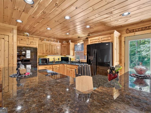 408 Mountain Creek Way 39