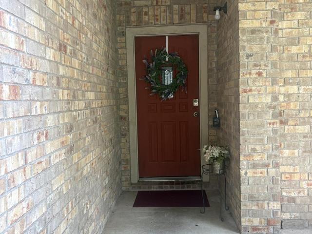 408 Mossy Rock Dr
