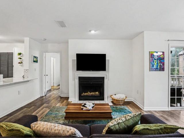408 Mill Pond Court SE