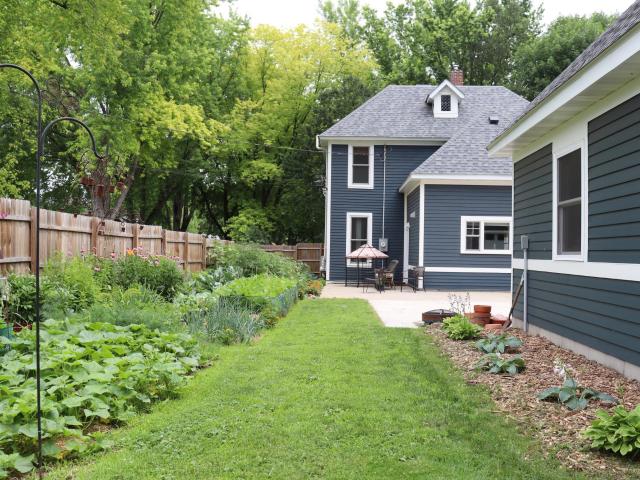 408 N 6th Street