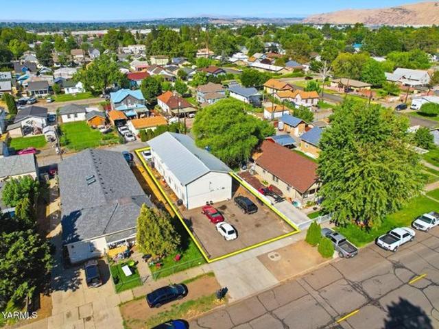408 N 8th St, Yakima, WA 98901