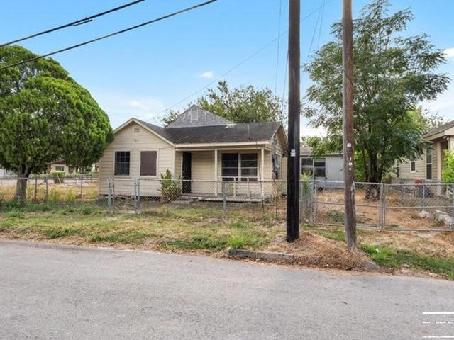 408 N Villarreal St, La Feria, TX 78559
