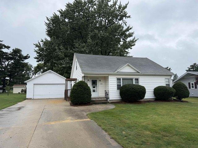 408 N Maple Ave, Forreston, IL 61030