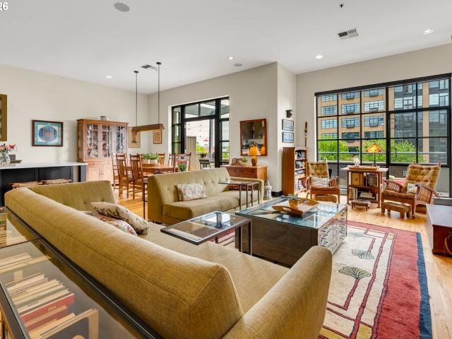 408 NW 12TH AVE # 604