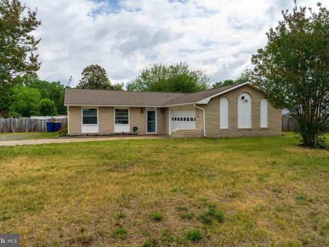 408 S Brooks Dr, Fredericksburg, VA 22408