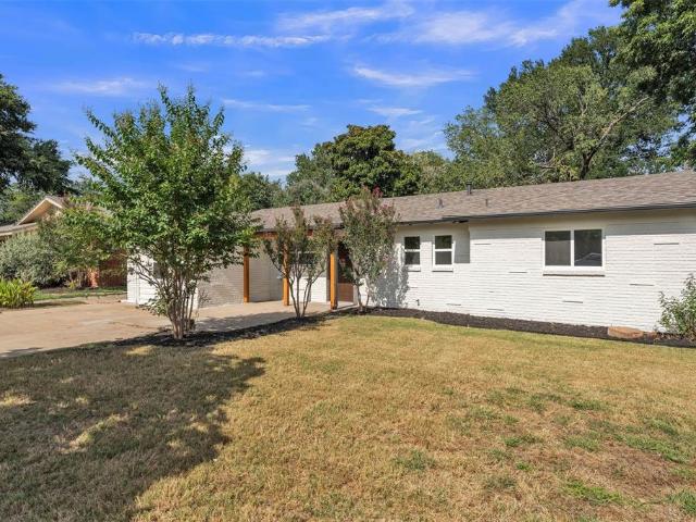 408 Simmons Drive