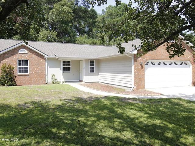 408 Singletree Ct, Jacksonville, NC 28540