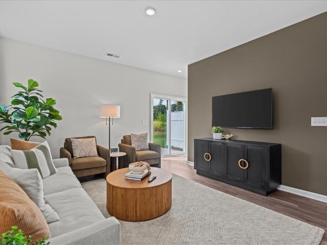 408 Speyside Lane