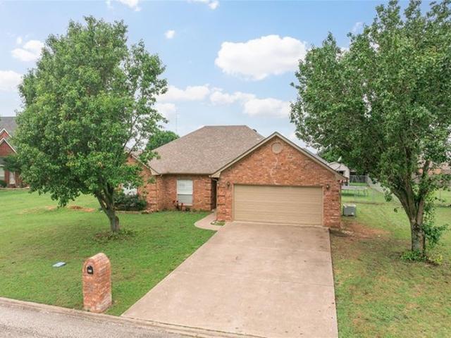 408 Sunshine Trl, Bells, TX 75414