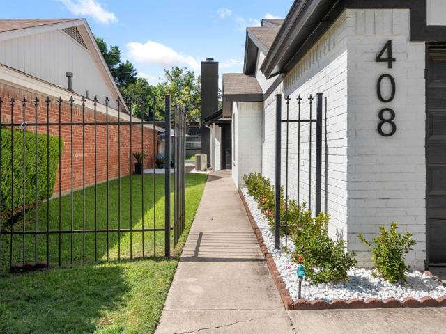408 Sycamore Lane