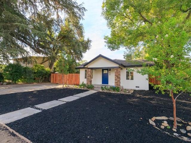 408 Palm Ave, Modesto, CA 95350