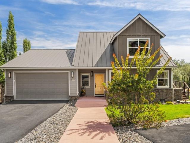 408 Parks Loop, Redmond, OR 97756