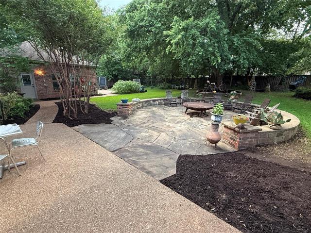 408 Parkwood Court