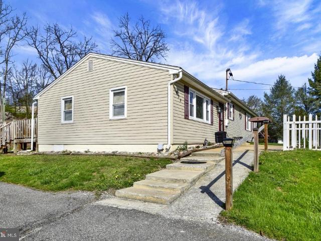 408 Penn Street S