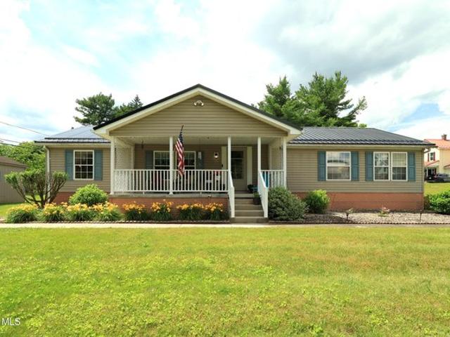 408 Pine St, Bellwood, PA 16617