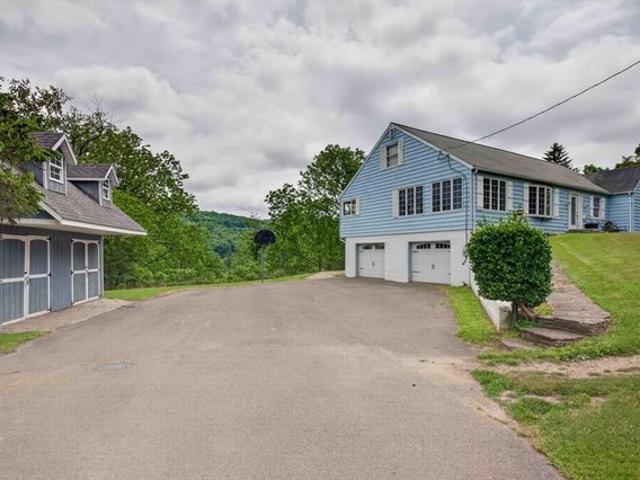 408 Prospect St, Troy, PA 16947