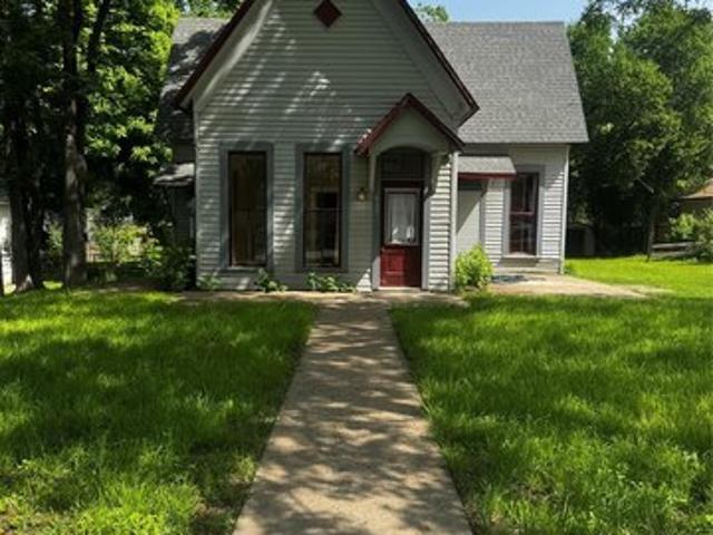 408 W Bridge St, Weatherford, TX 76086