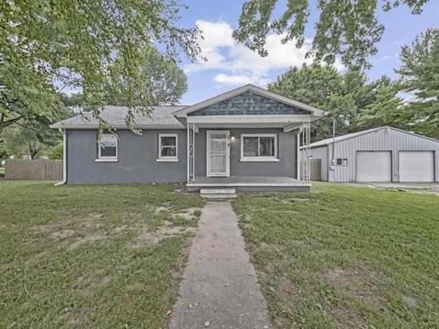 408 W Grave St, Patoka, IN 47666