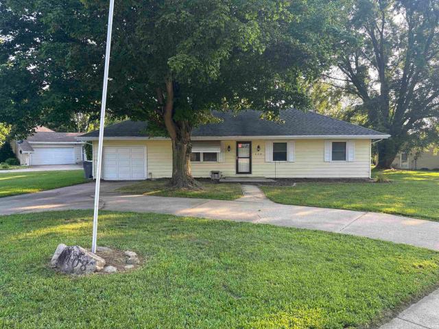 408 W Pickwick Drive