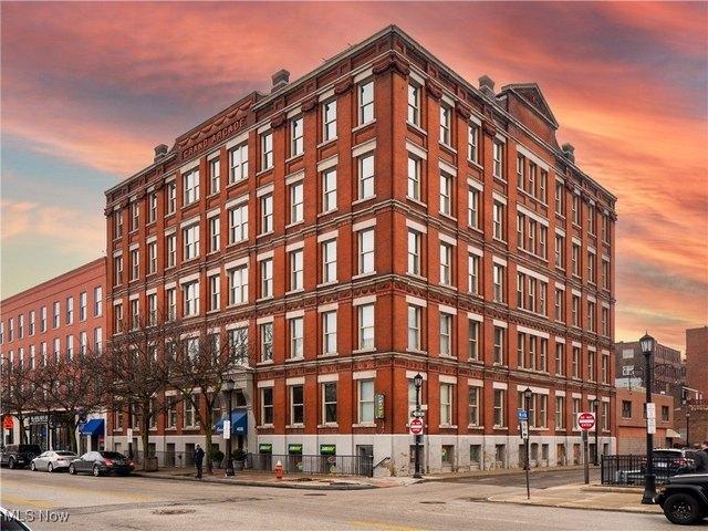 408 W Saint Clair Ave Apt 213, Cleveland, OH 44113