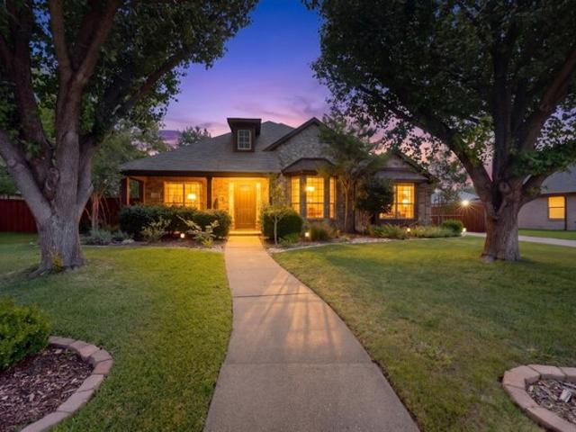 408 Willow Bend Dr, Murphy, TX 75094