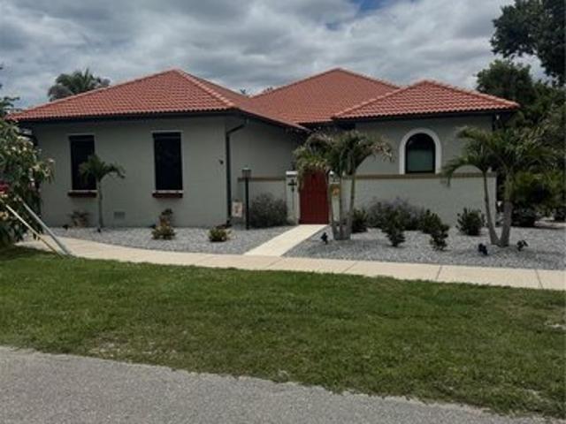 408 Tortuga Dr, Nokomis, FL 34275