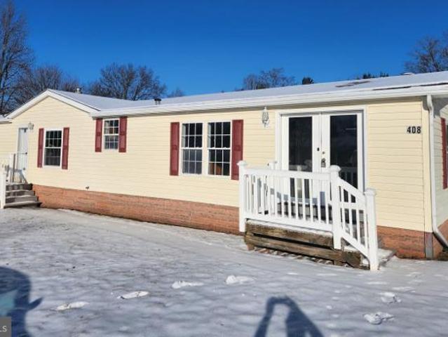 408 Tulip Ln, Doylestown, PA 18901
