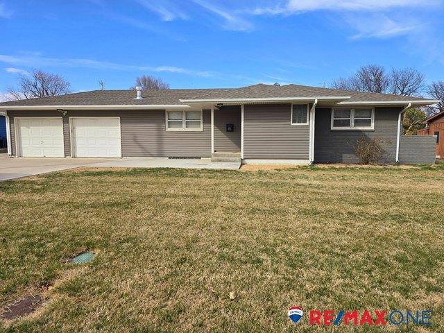 408 University Dr, Dodge City, KS 67801