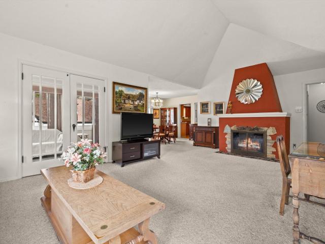 408 Valley Rd, Twin Lakes, WI 53181 | MLS #1957