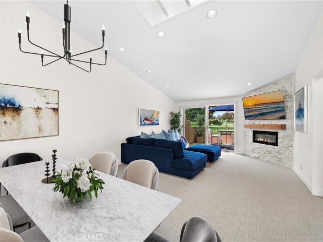 408 Villa Point