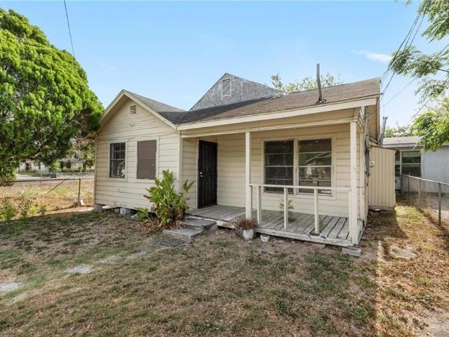 408 Villarreal Street