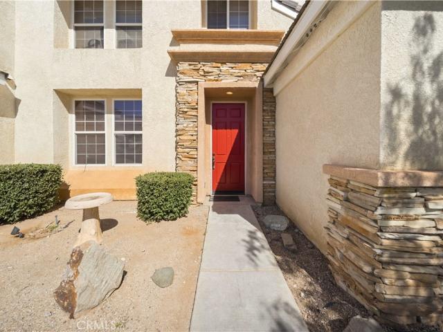 40949 Knoll Drive