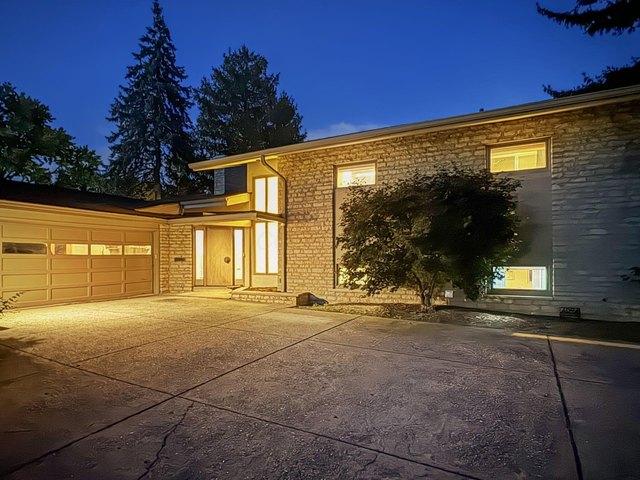 4094 Lyon Dr, Upper Arlington, OH 43220