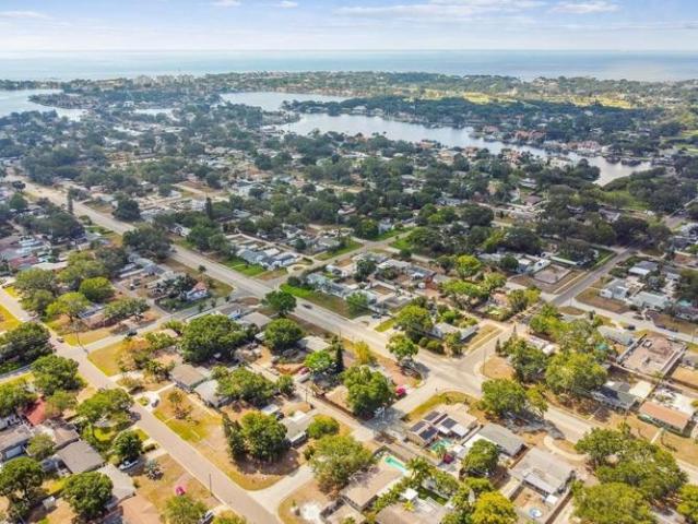 4094 Poplar St NE, Saint Petersburg, FL 33703