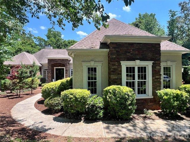 4094 River Birch Dr, Iron Station, NC 28080